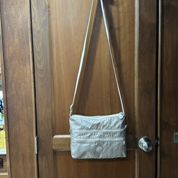 Kipling | Bags | Kipling Alvar Crossbody Bag Metallic | Poshmark
